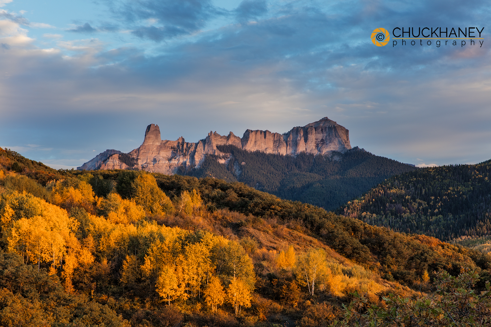 Courthouse Mountain | Chuck Haney Photography